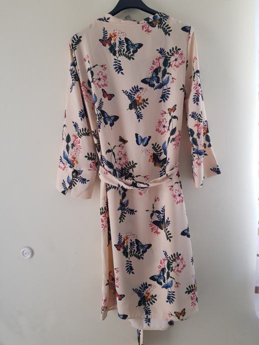 H&M NOVA BEŽ OBLEKA Z METULJI 36/38