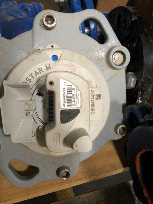 Vodovodni ventil + števec