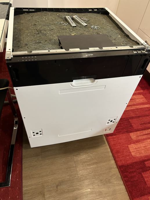 Pomivalni stroj Gorenje GV61010