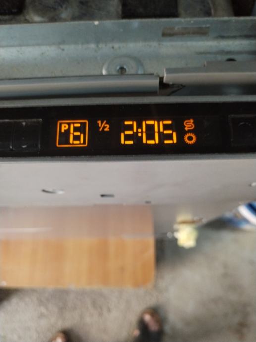 Pomivalni stroj ugradni BEKO 55 € MEDVIDE