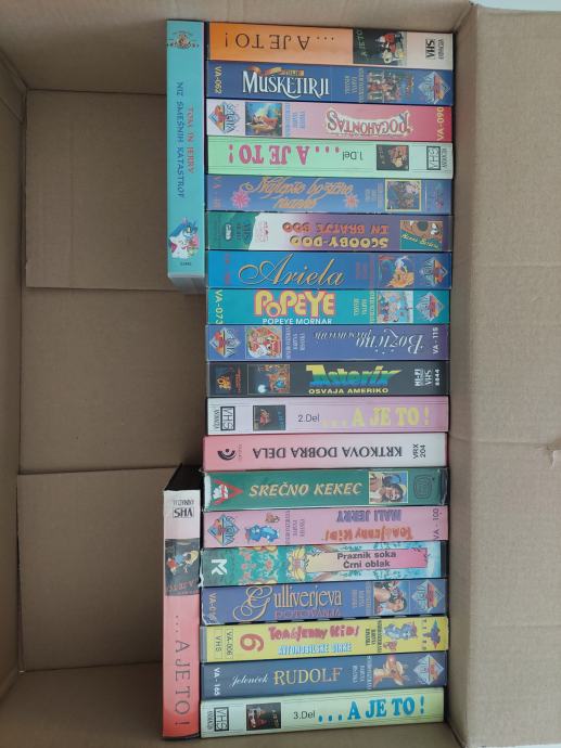 VHS Kasete - Slovenske Risanke in Sinhronizirani Filmi