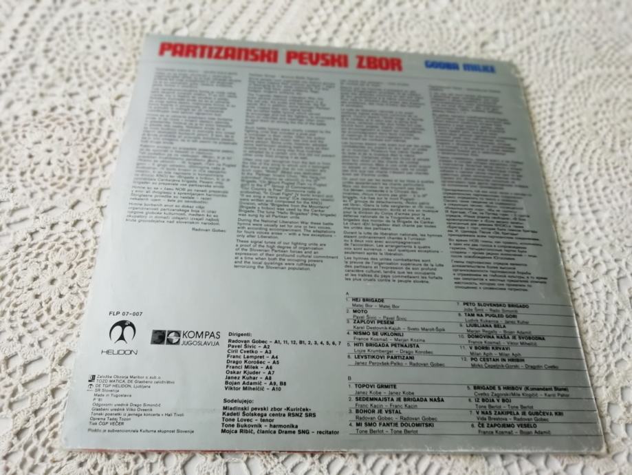 Vinil Partiz.pevski zbor ZAPLOVI PESEM BORB ob 40 letnici vstaje