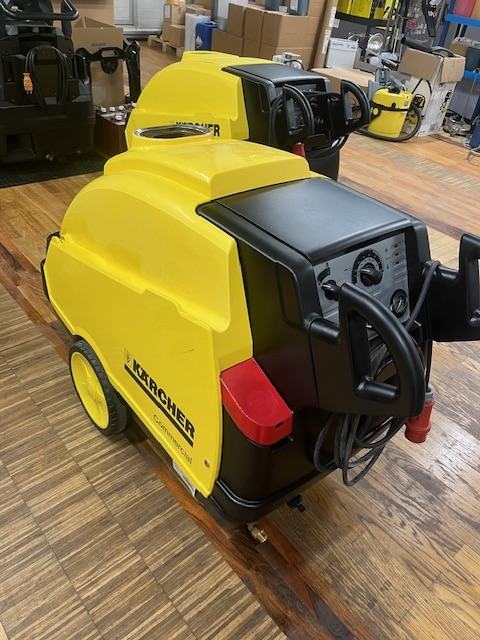 Visokotlačni čistilec KARCHER HDS 695 - 4meco