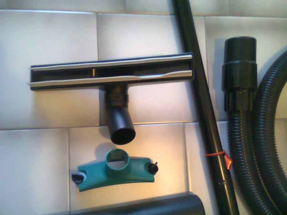 Batagel vodni sesalnik 1000W IGEA COMPACT