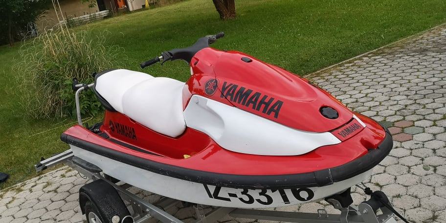 Yamaha XL 700 Waverunner jet ski