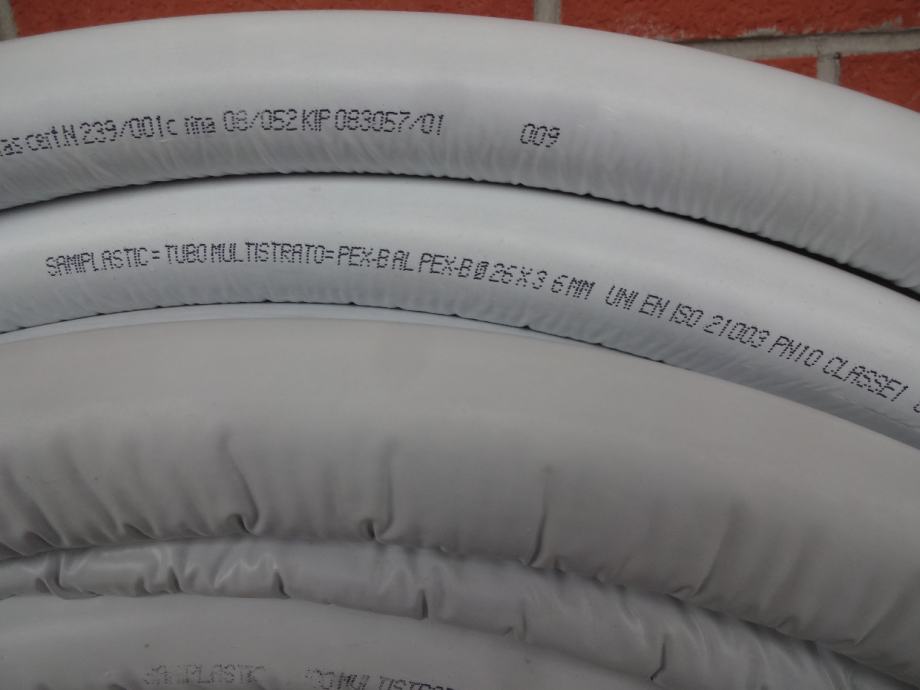 Cev alumplast (pex/al/pex) 26 x 3,6 mm predizolirana