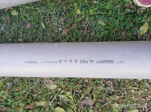 Kanalizacijske plasticne cevi nove