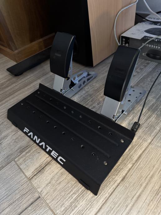 Fanatec CSL DD 5Nm + CSL Elite WRC Wheel + CSL Pedals + Table clamp