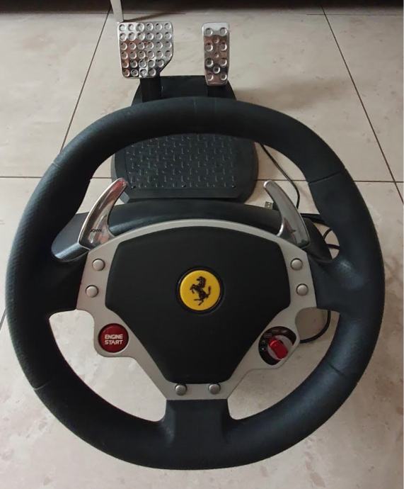 Ferrari volan za racunalnik in PS3