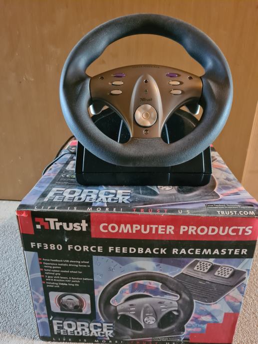 Igričarski volan s pedali Trust FF380 Force Feedback Racemaster