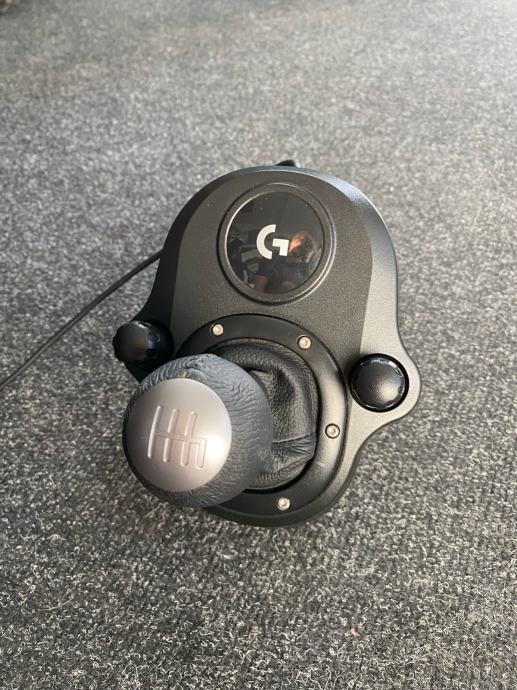 LOGITECH G29 + shifter