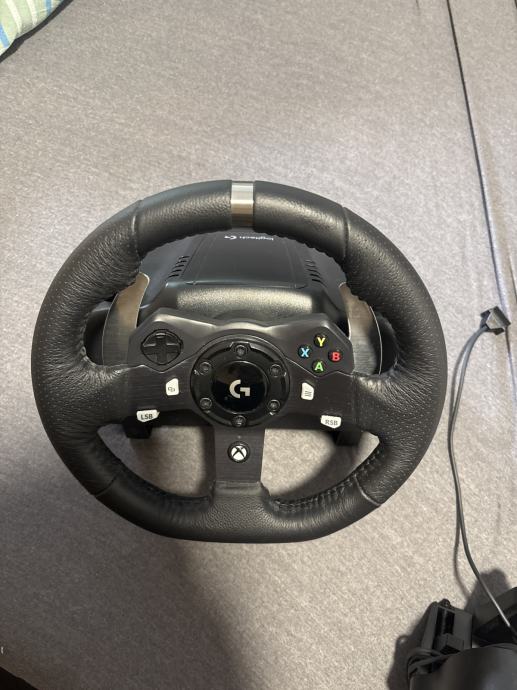 Logitech g920 + shifter za PC ali XBOX