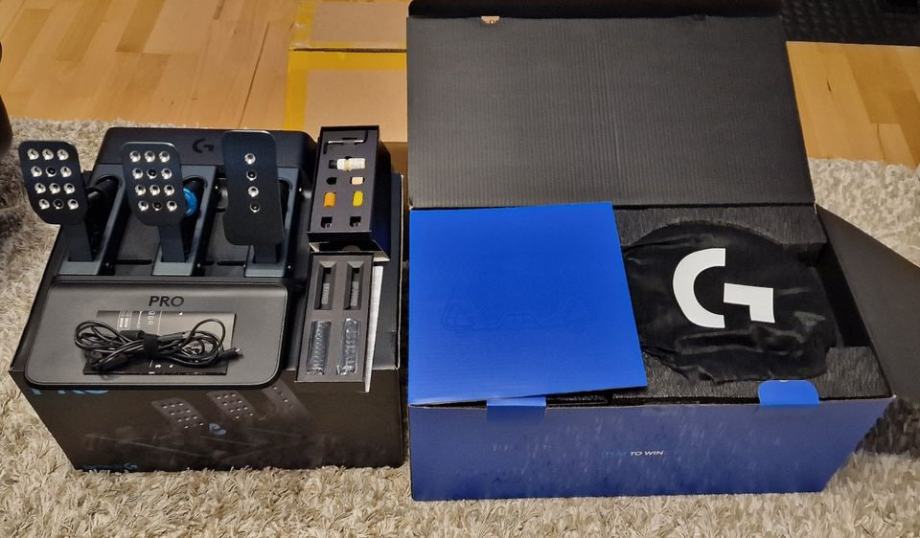 Logitech Pro Racing Wheel D.Drive+Pro Racing Pedals za PC+PS5