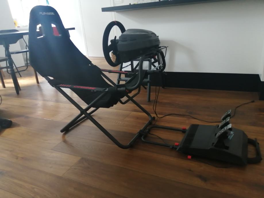 Playseat Challenge + Thrustmaster T300