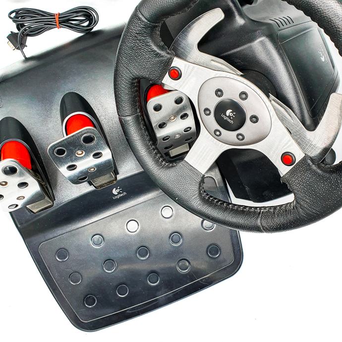 VOLAN LOGITECH G25 / PEDALA / MENJALNIK / 6-STOPENJSKI