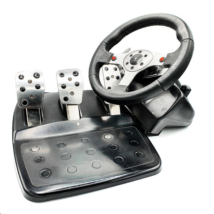 VOLAN LOGITECH G25 / PEDALA / MENJALNIK / 6-STOPENJSKI