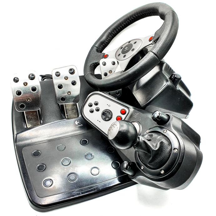 VOLAN LOGITECH G25 / PEDALA / MENJALNIK / 6-STOPENJSKI
