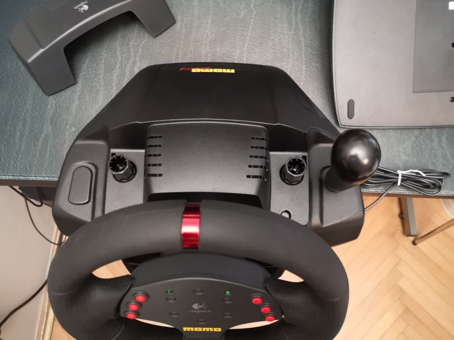Volan LOGITECH Momo Racing Wheel