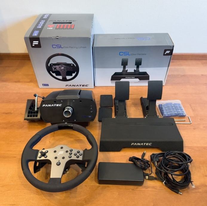 Fanatec CSL Elite (igralni volan, pedala)