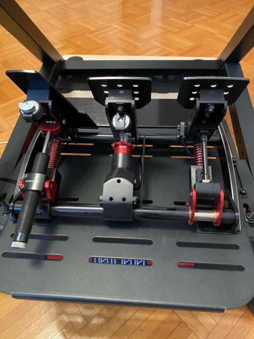 Fanatec Podium DD1 Simracing