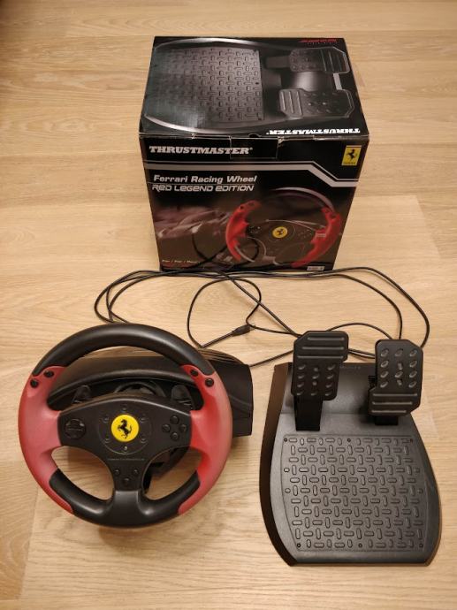 Thrustmaster Ferrari volan in pedala za PC/PS3
