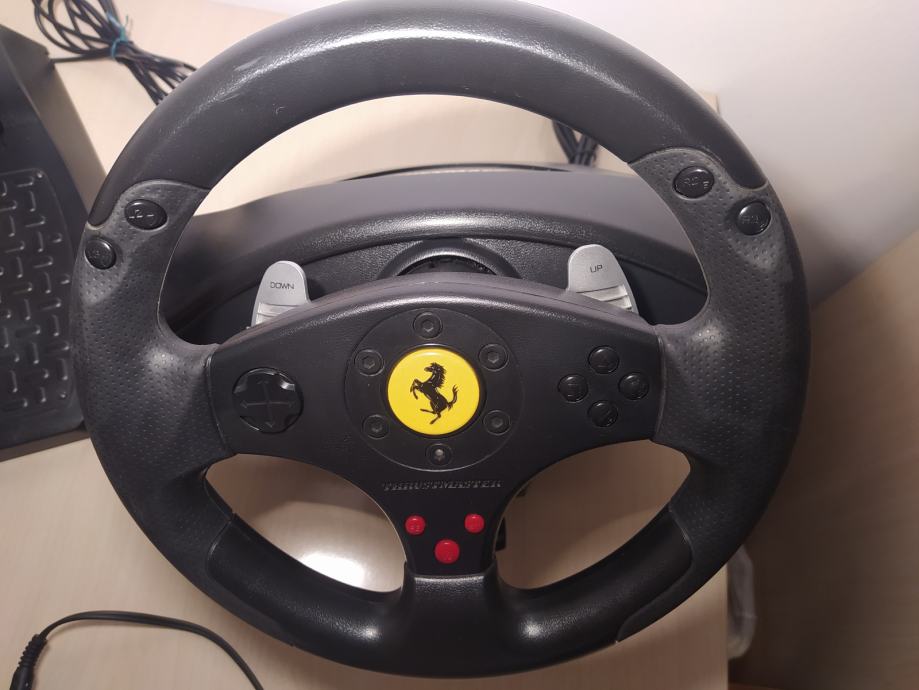 Volan Ferrari GT Experience