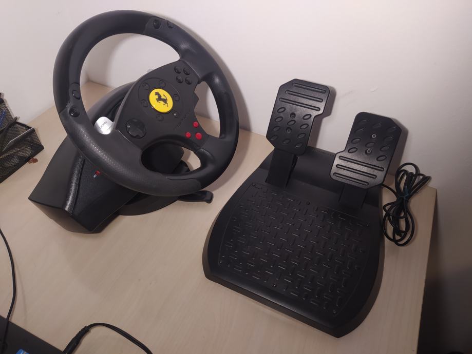 Volan Ferrari GT Experience