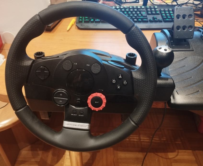 volan LG driving force gt