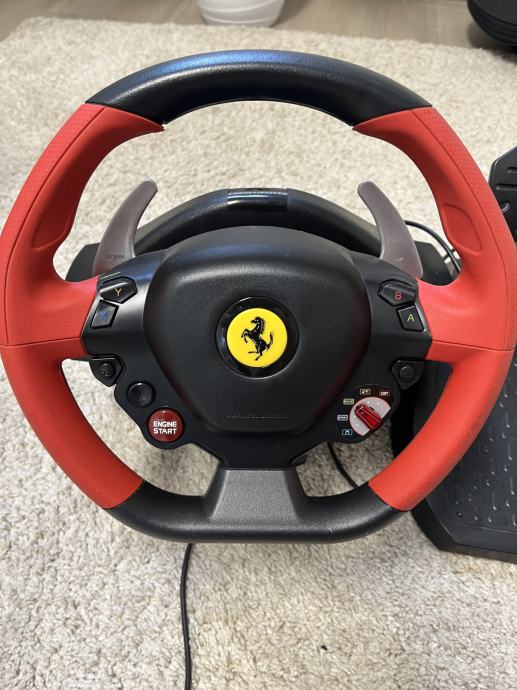 Prodam volan Ferrari 458 Thrustmaster za xbox, pc