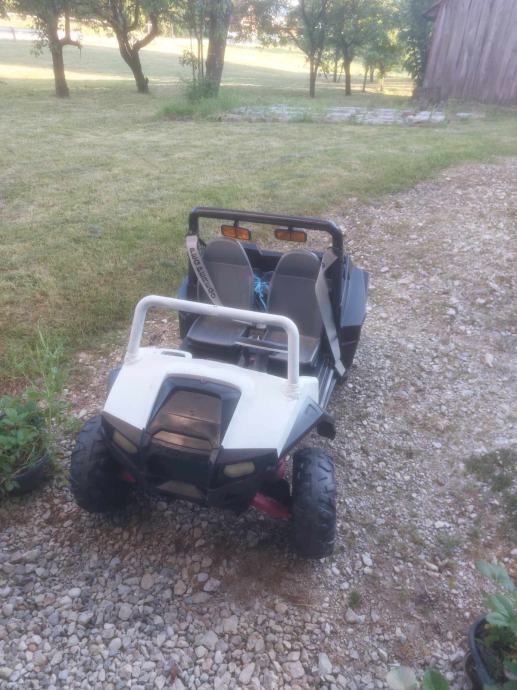Peg Perego Polaris RZR 900