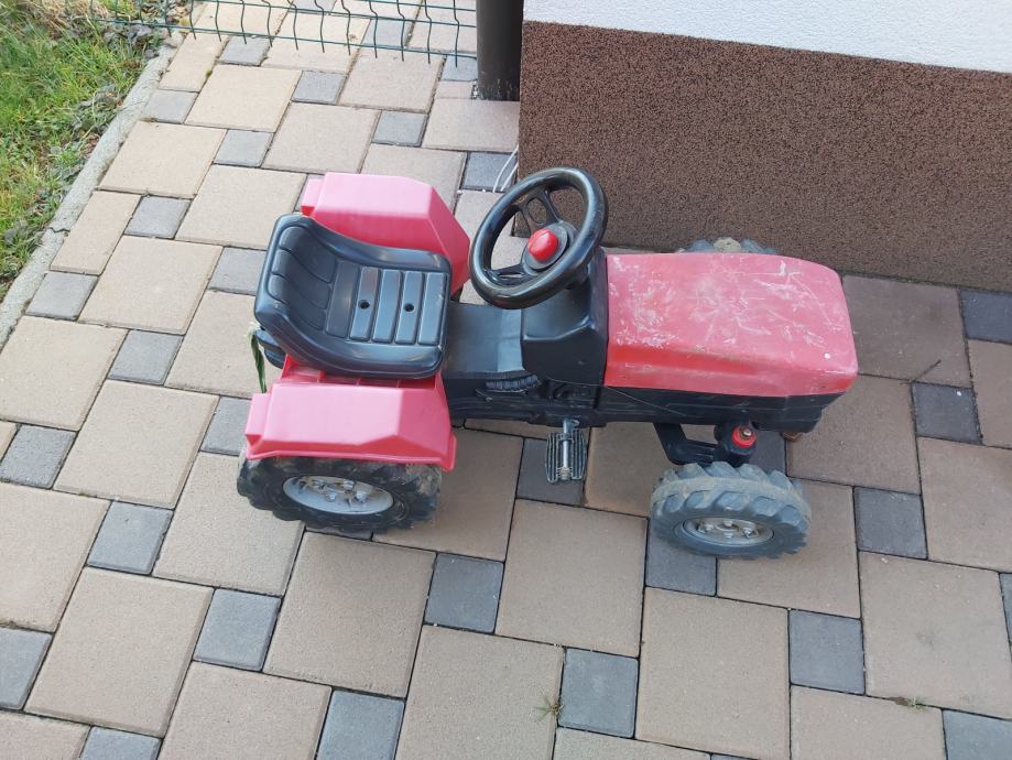 Traktor za malčka in otroka