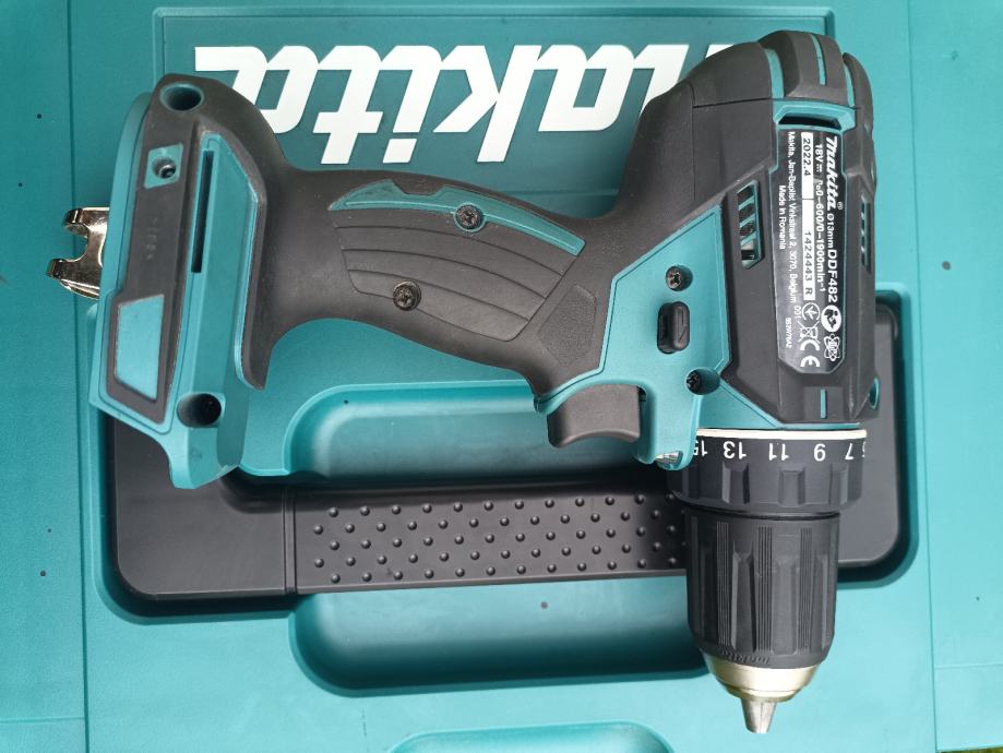 Makita ddf482 vrtalnik