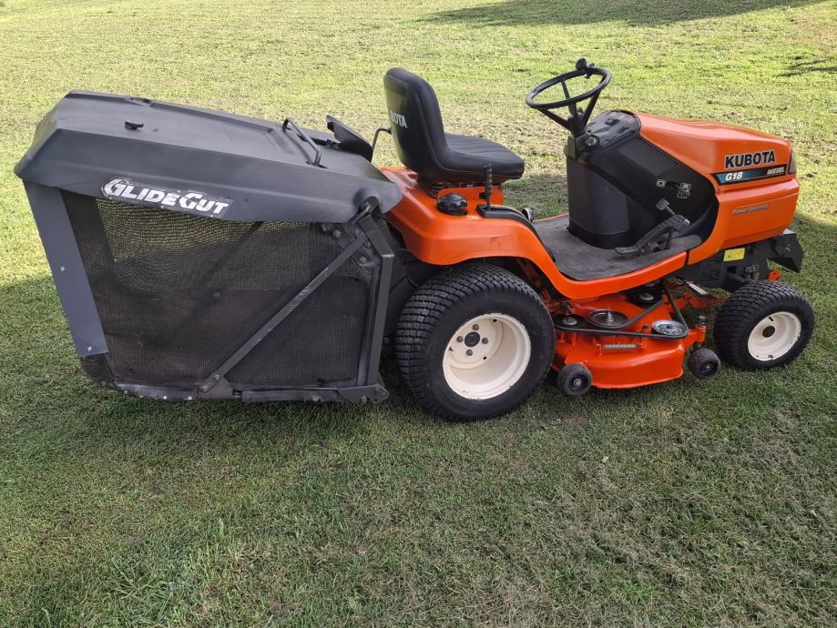 Dizel Kubota Vrtni traktor Kosilnica Kardan Servo Mulčar