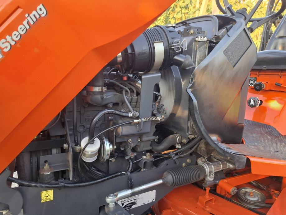 Kubota Dizel G21 HD Vrtni traktor Kosilnica Mulčar Servo Kardan