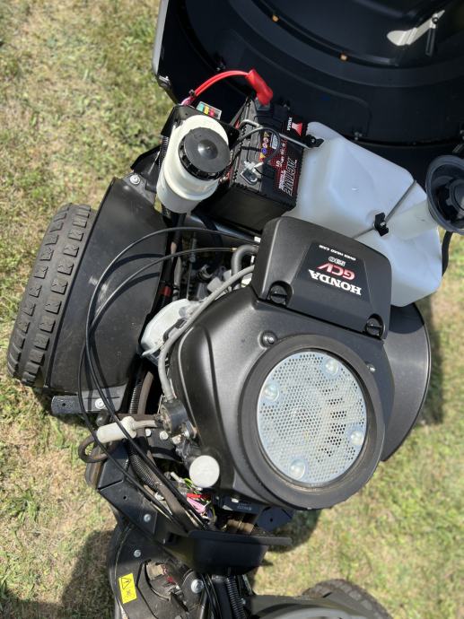 Stiga PARK 345 PWX 4x4 servo 2 valjni Honda GCV 530 OHC 95 cm