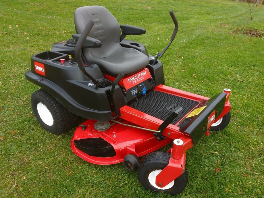 Toro Kawasaki 24HP zero turn rider mulčar + izmet kosilnica ŠIROK