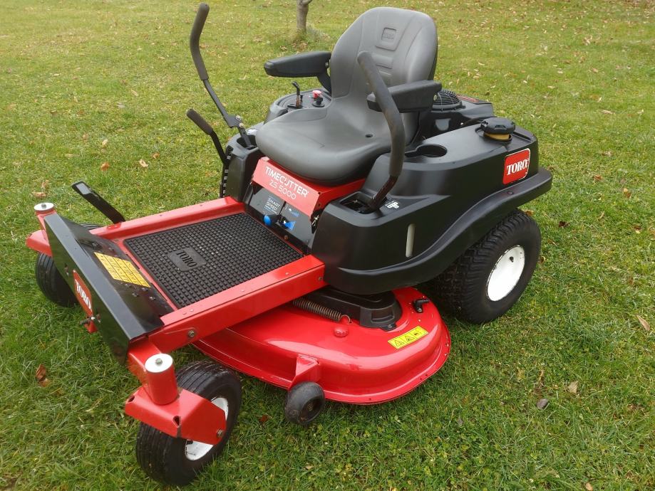 Toro Kawasaki 24HP zero turn rider mulčar + izmet kosilnica ŠIROK
