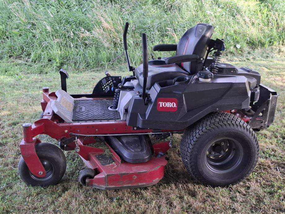 Toro Titan Pro 25HP zero turn kosilnica mulčar/izmet vrtni traktor