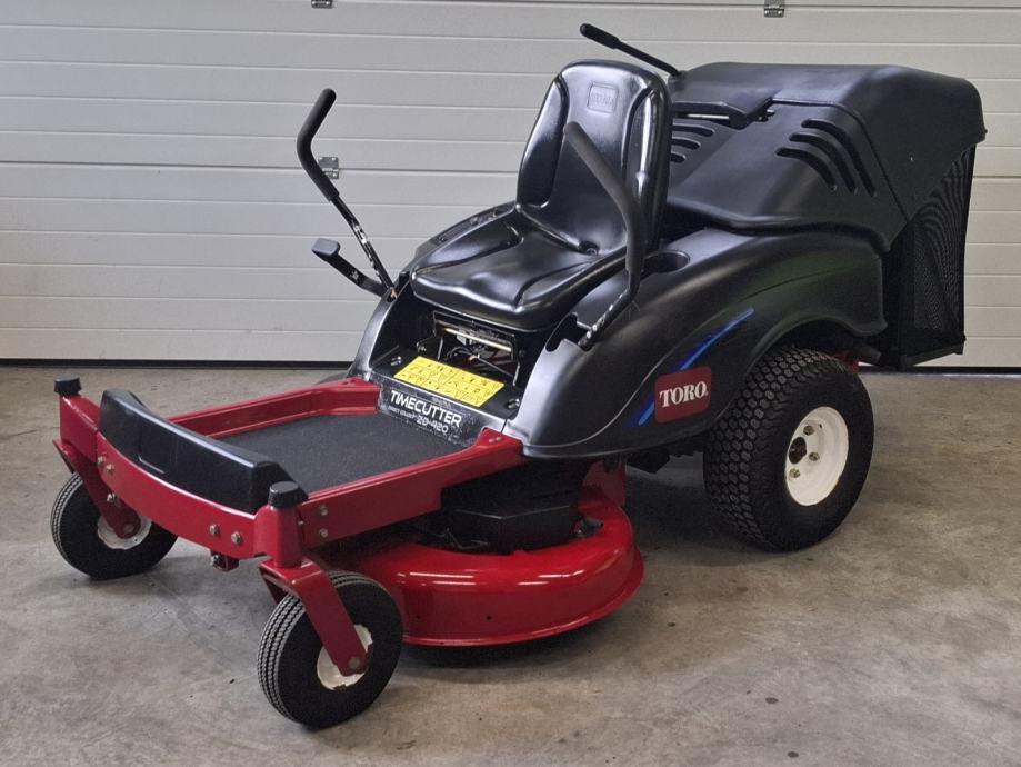 Toro zero-turn rider 2xHidro vrtni traktor kosilnica mulčar Koš 19 HP