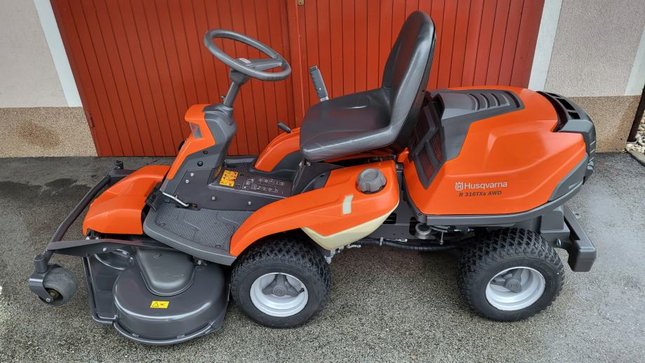 Vrtni traktor Husqvarna Rider R316 TXS AWD 4x4 kosilnica