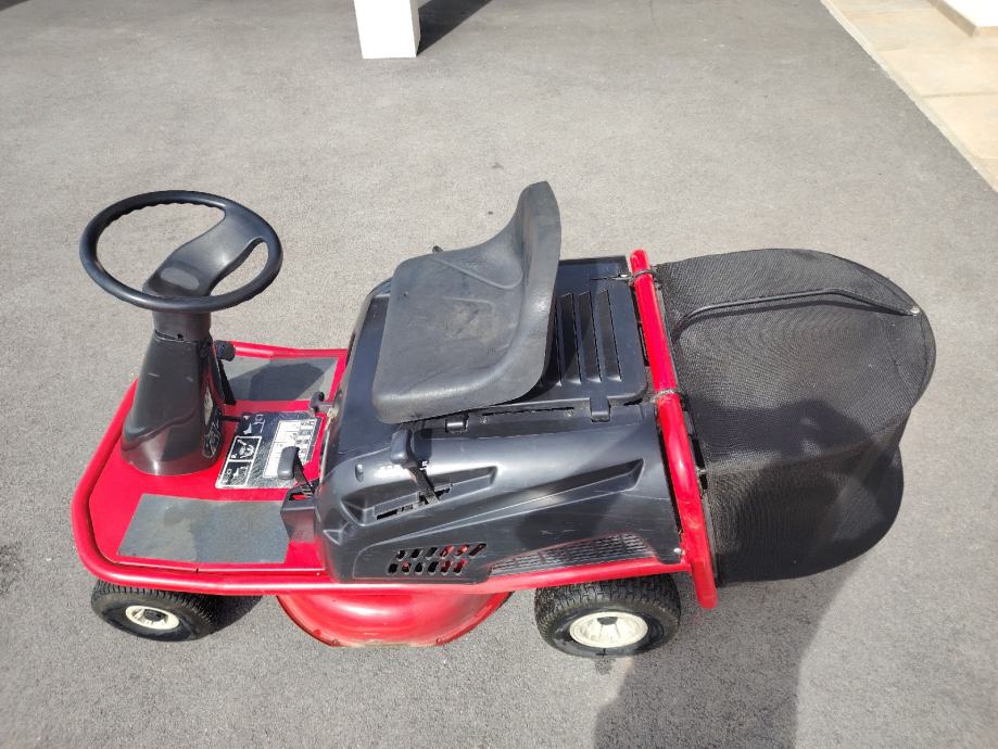 Vrtni traktor MTD mini rider 60 Brigs