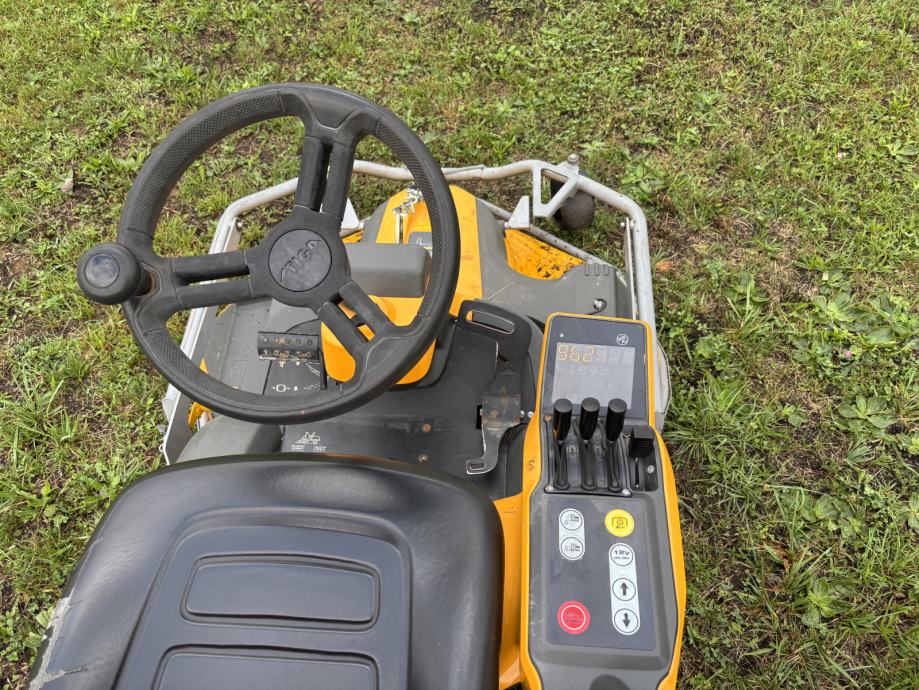 Vrtni traktor STIGA PARK PRO 740 IOX