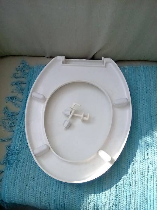 WC deska plastična