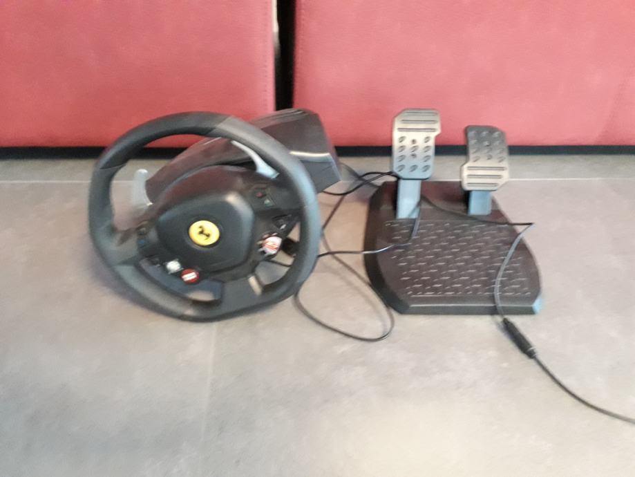 Prodam volan za Xbox 360 ali pc