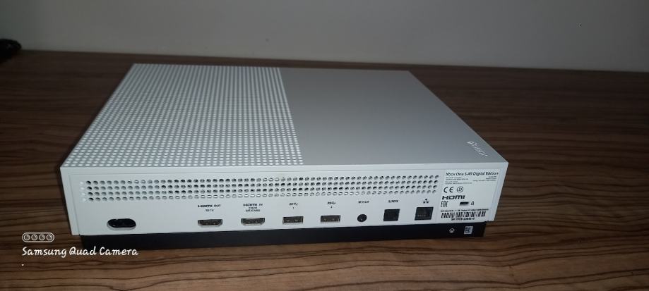 Xbox One S All Digital Edition 1 terabajt