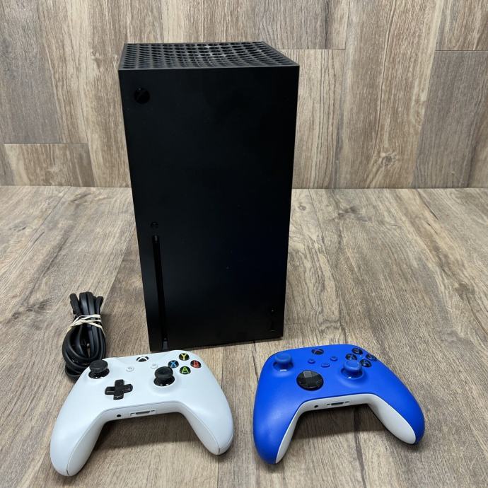 Microsoft Xbox X serija 1 TB črna igralni sistem z dvema kontroler