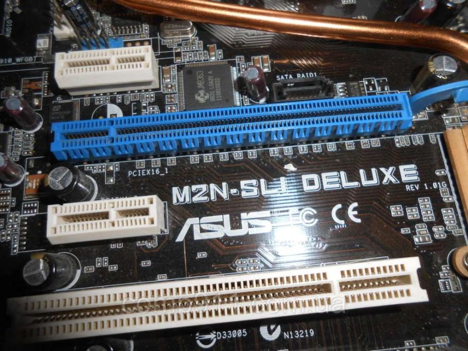 Matična plošča ASUS M2N-SLI Deluxe AM2 NVIDIA nForce 570 SLI ATX AMD