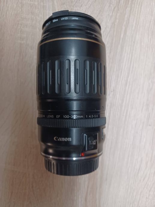 Canon EF 100 - 300 mm F/1:4.5-5.6 fi 58m APS-C zoom objektiv