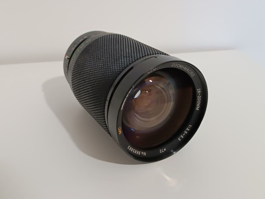 Soligor 28-200mm f/3.5-5.3 Multicoated (Canon FD)