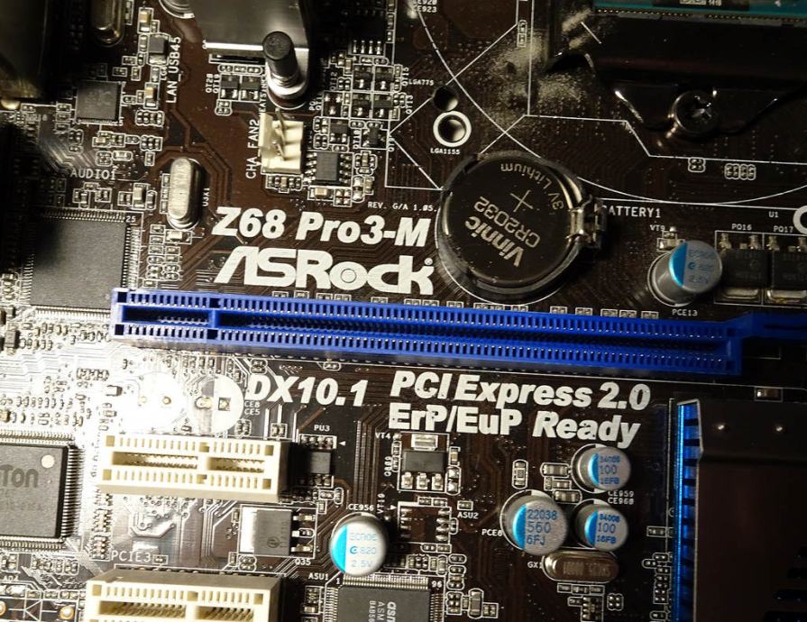 AsRock Z68 Pro3-M matična za Intel 1155 procesorje Sandy Ivy Bridge